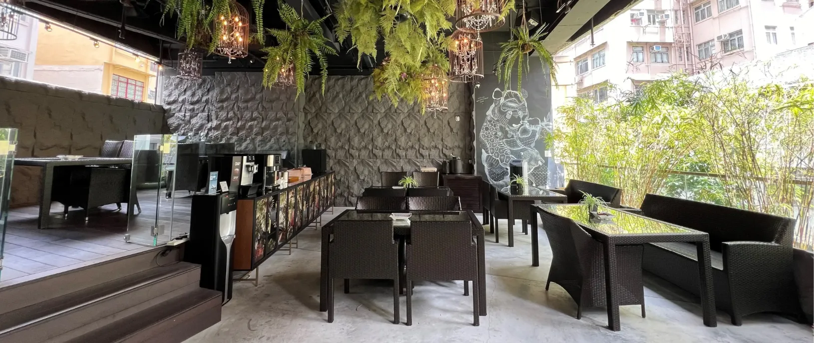 BreeZe 空中花園 - Best Restaurants in Central, Hong Kong